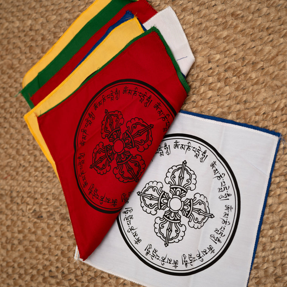 Prayer Flags | Tibetan Lungta Wall Hanging – Lucky Thanka
